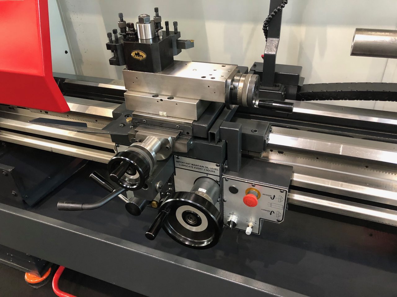 Pinacho / Metosa Teach, Toolroom, & Engine Lathes | Blackout Equipment